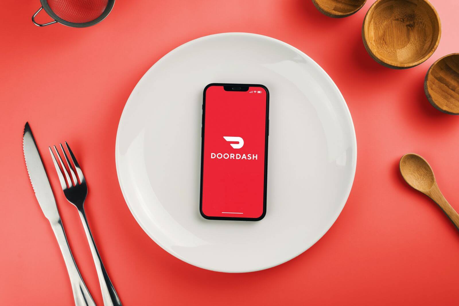 Buy DoorDash Stock Now for a ‘Banner’ 2026, According to Analysts